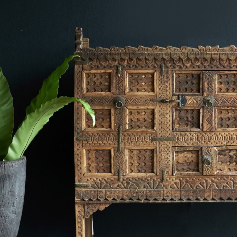 Buy NATURAL DAMCHIYA Online | TeakLab